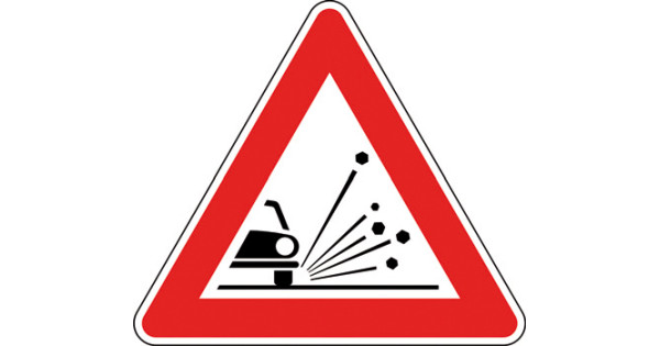 Materiale instabile sulla strada